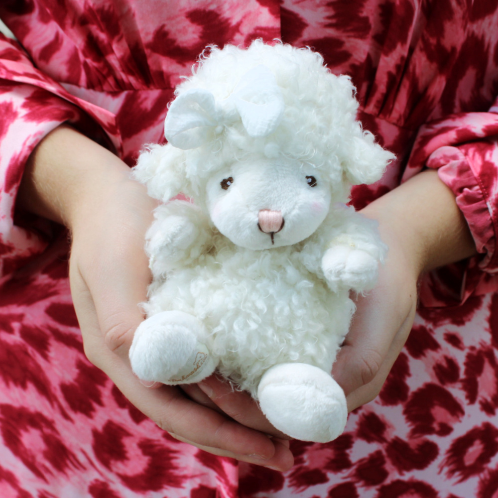 Baby Molly the Lamb – Coco and Duckie