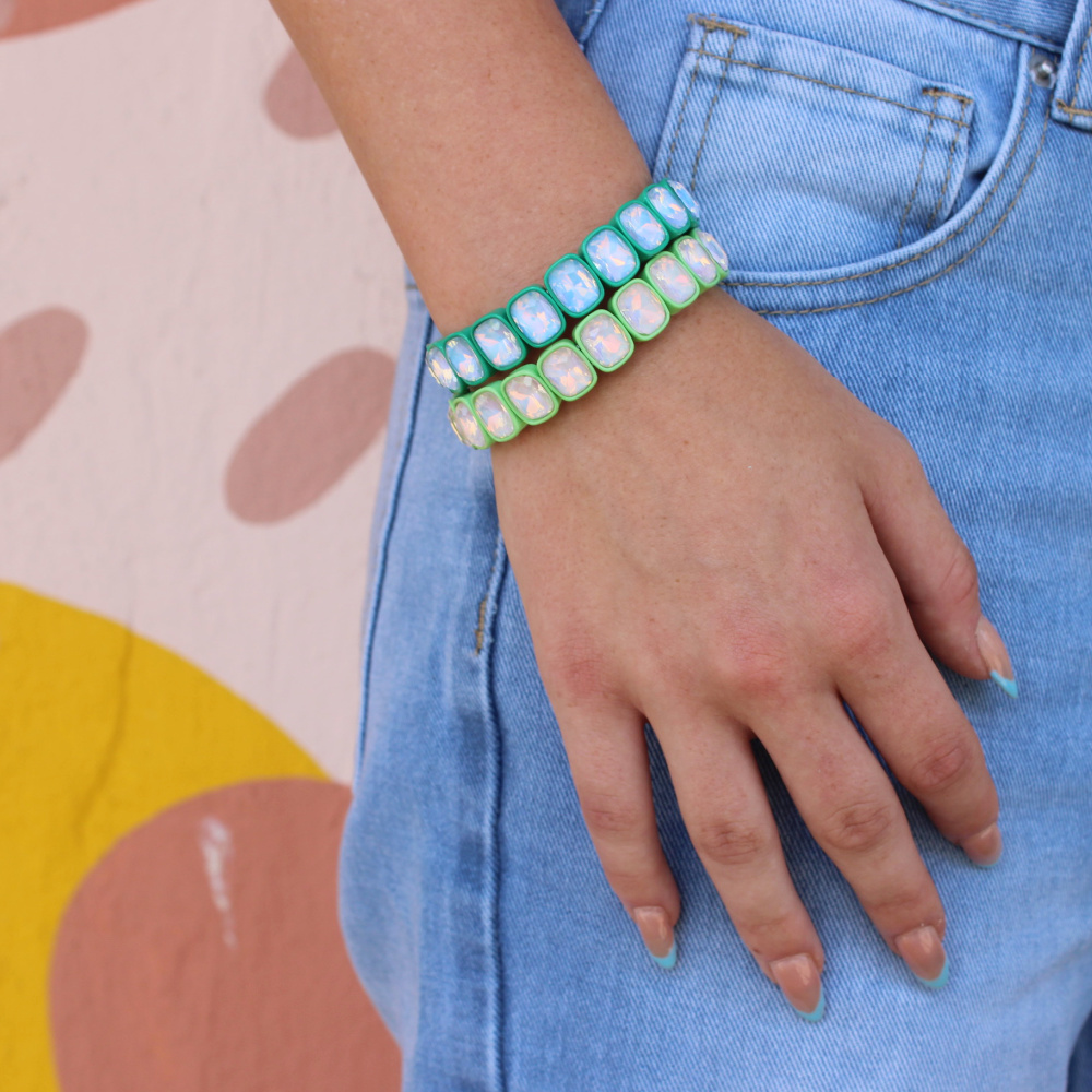 Layla Enamel Stretch Bracelet – Coco and Duckie